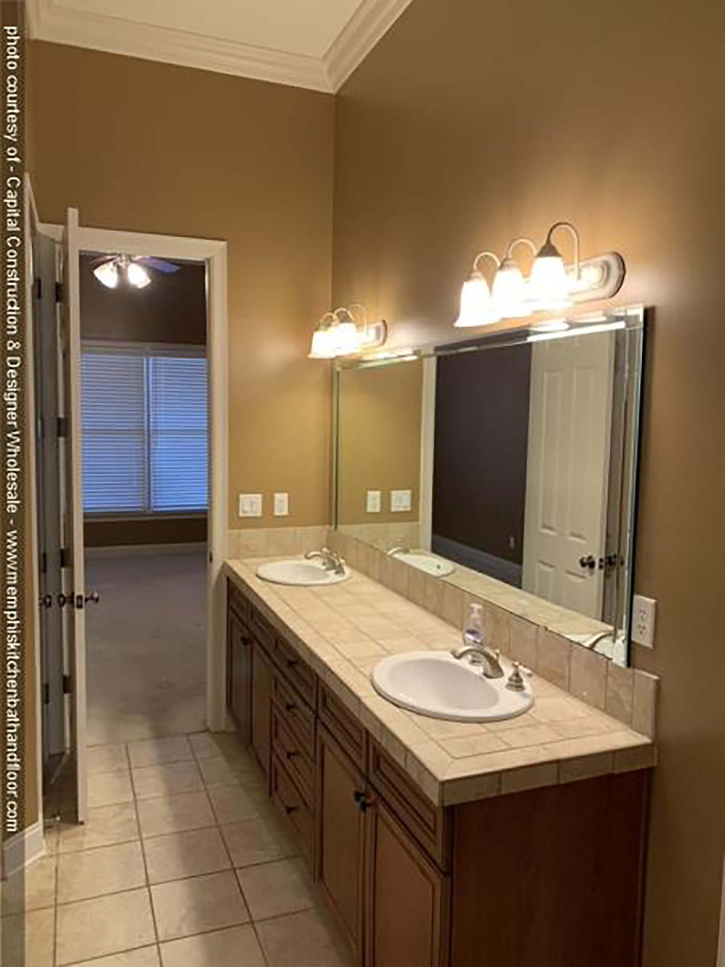 DW House 1- Master Bank Sink – Tour Collierville